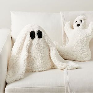 Pottery Barn | Holiday | Pottery Barn Spooky And Cute Gus The Ghoulish ...